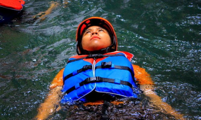 Body rafting Curug Naga