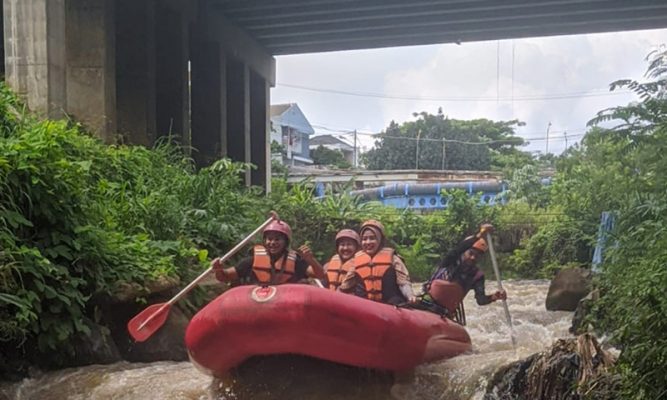 Paket Rafting Bogor Terbaik dan Rekomendasi Tempat Rafting Cisadane